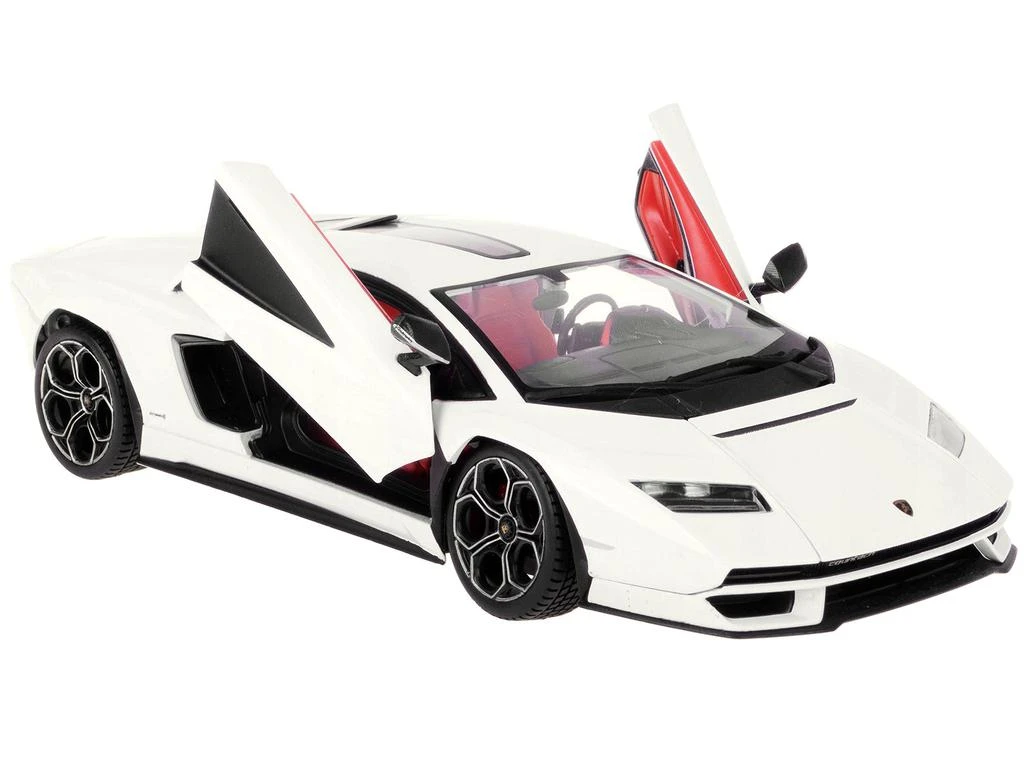 Diecast Model Bburago Lamborghini Countach LPI 800-4 White 1/24 Diecast ...