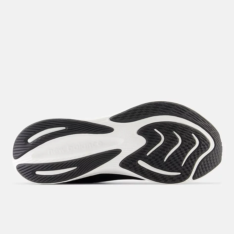 New Balance DynaSoft Pro Run v2 - Running Shoes - BeyondStyle