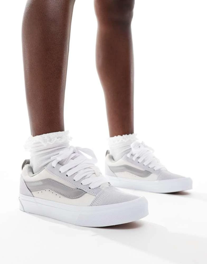 Shop Vans knu skool chunky trainers in light grey multi on Sale at ...